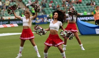 Cheer Angels Cheerleading Academy na meczu Legia Warszawa - Śląsk ...